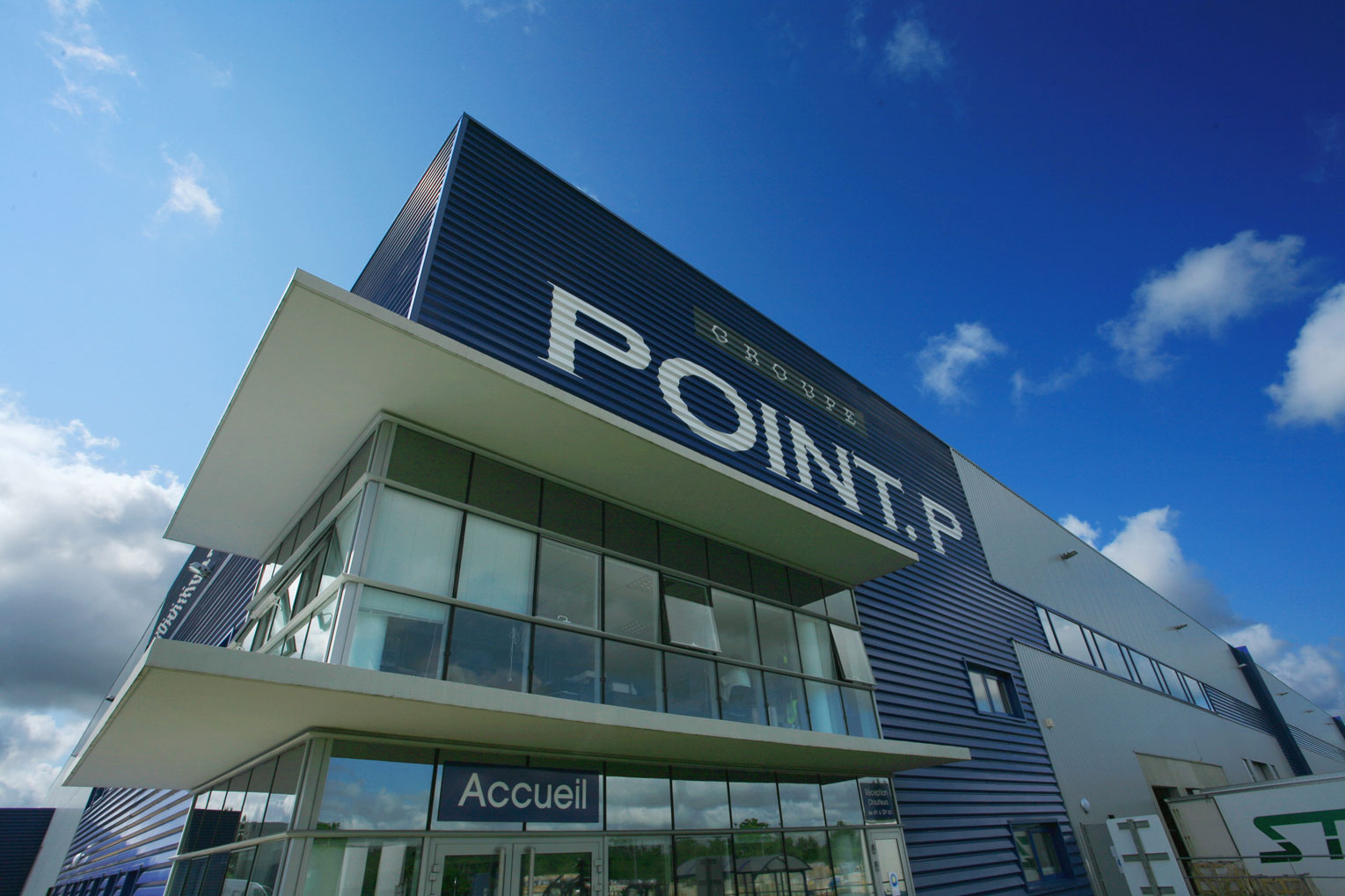 NOS RÉFÉRENCES Distribution industrielle urbaine et logistique du ...