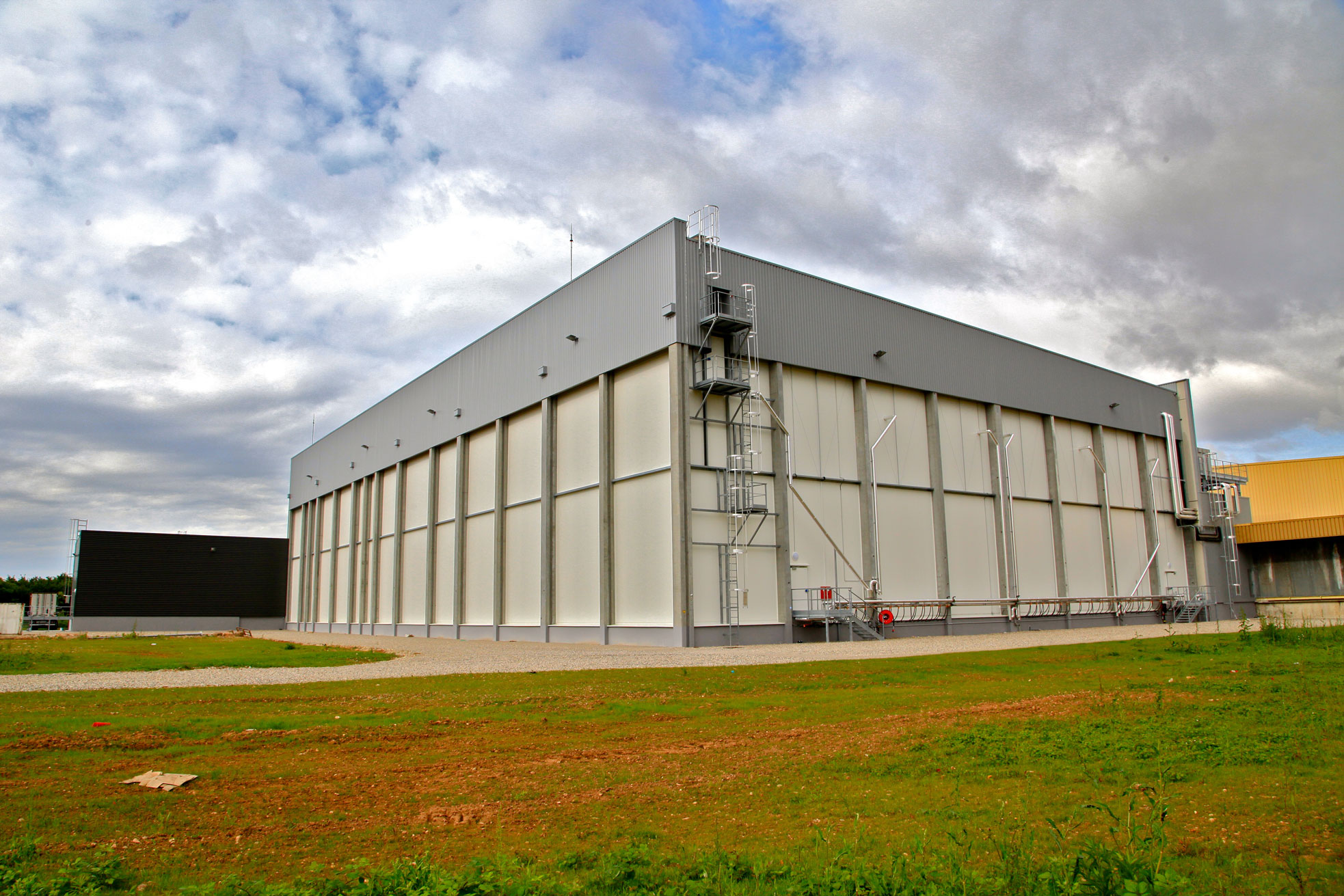 NOS RÉFÉRENCES Distribution industrielle urbaine et logistique du ...